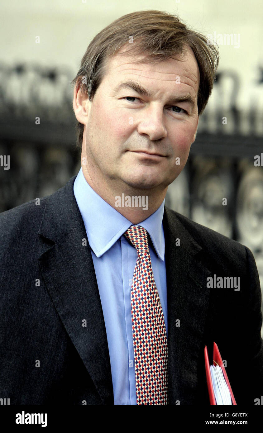 Rupert lowe hi-res stock photography and images - Alamy