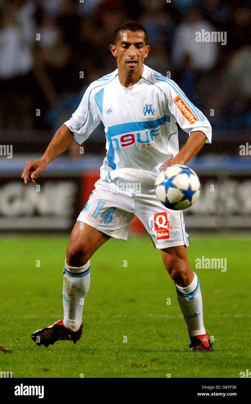Soccer - French Premiere Division - Olympique Marseille v Paris Saint ...