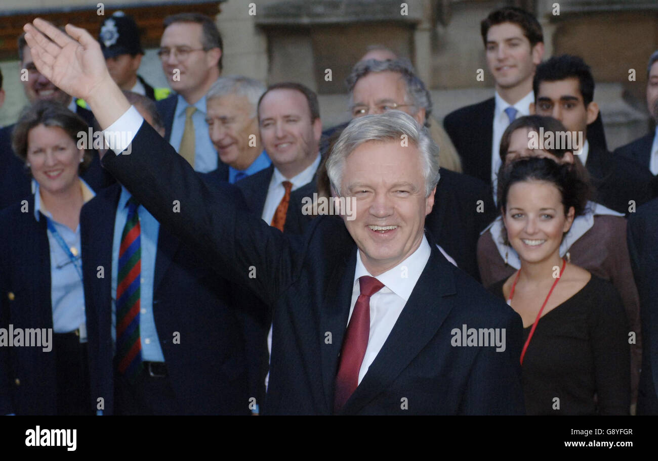 Tory leadership candidate David Davis speaks to gathered press ...