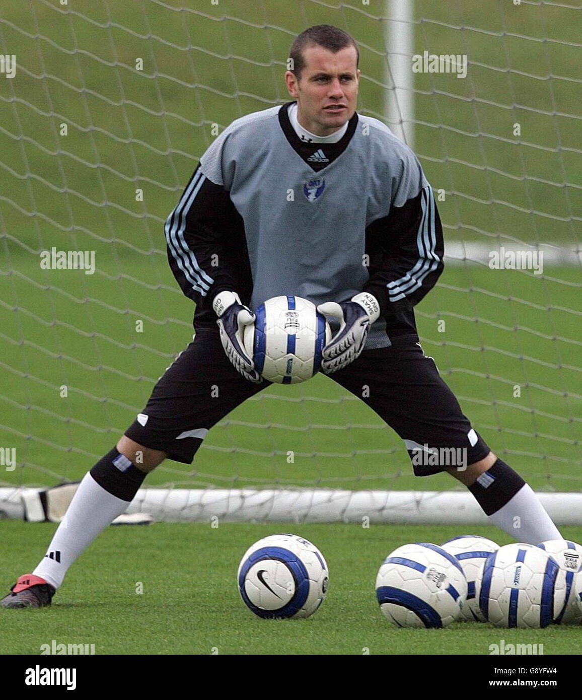 Newcastle United goalkeeper Shay Given in action during a training ...