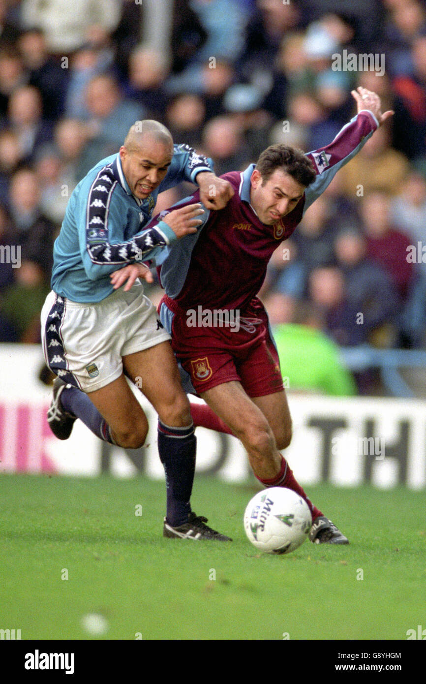 Manchester citys richard edghill hi-res stock photography and images ...