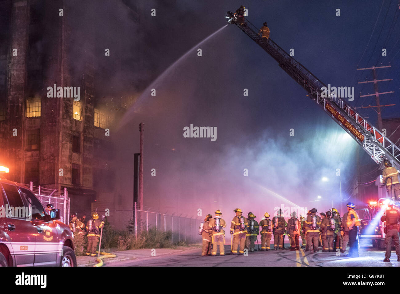 Detroit harbor terminals hi-res stock photography and images - Alamy