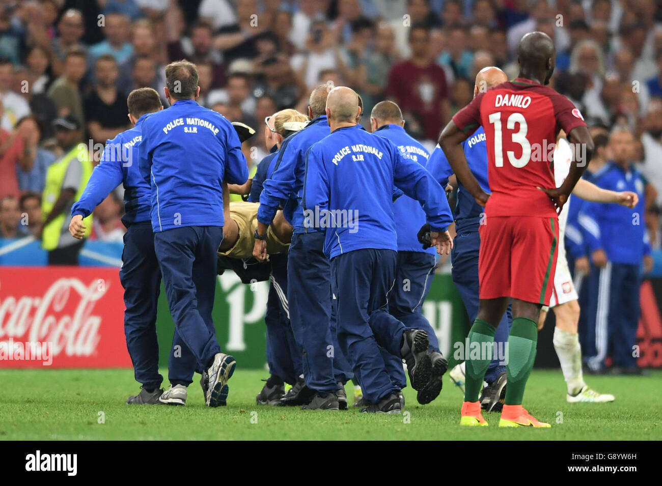 Pitch invader off hi-res stock photography and images - Alamy