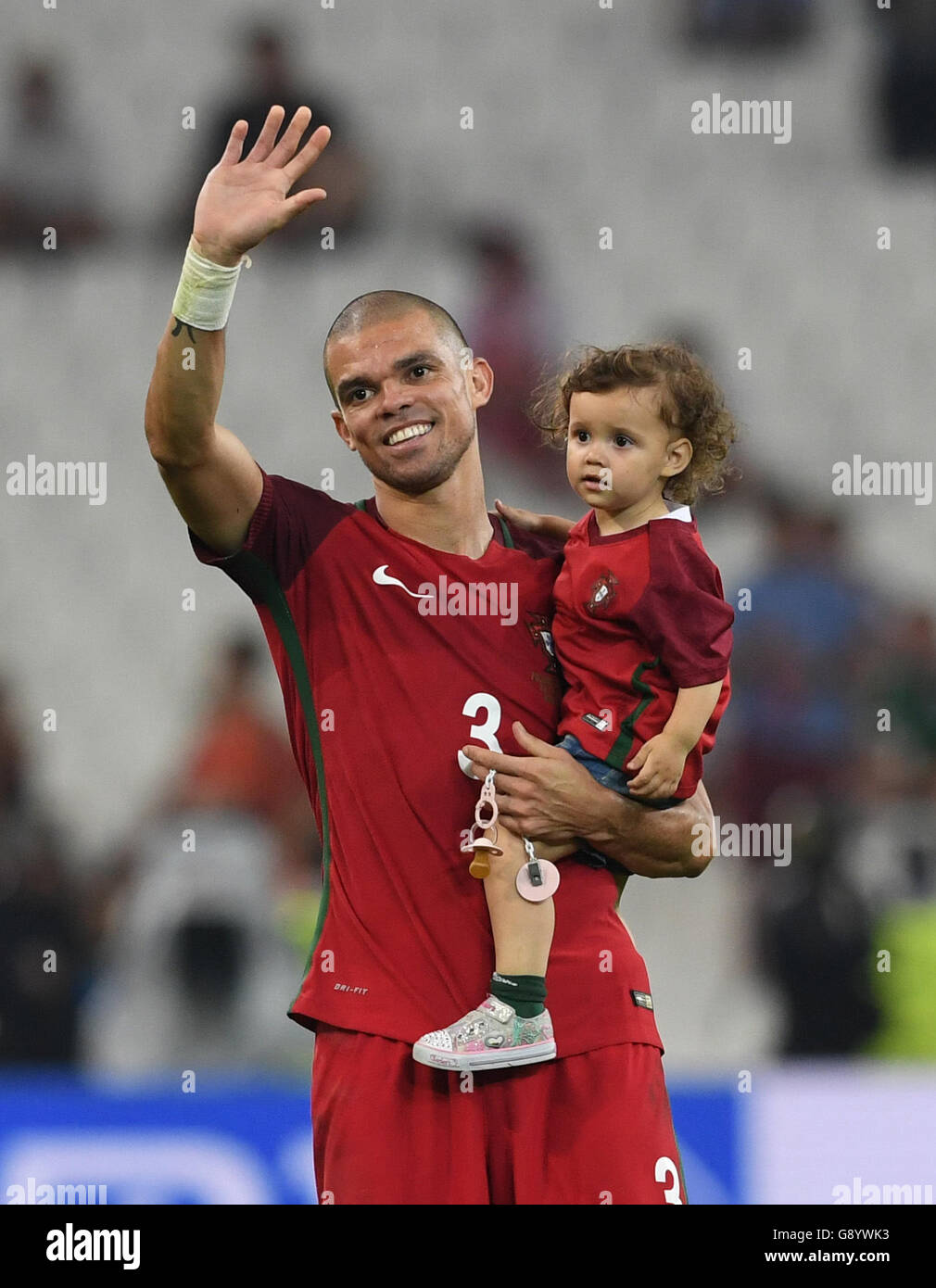 Kinder portugal hi-res stock photography and images - Alamy