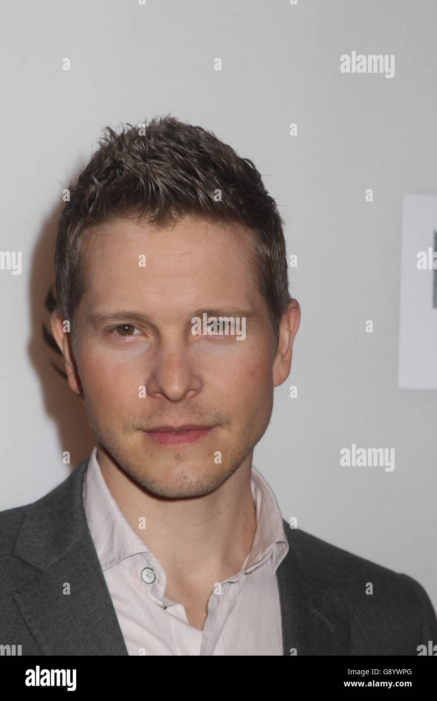 Matt czuchry the good wife hi-res stock photography and images - Alamy