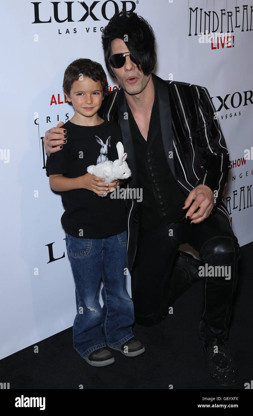 Criss angel magician hi-res stock photography and images - Alamy