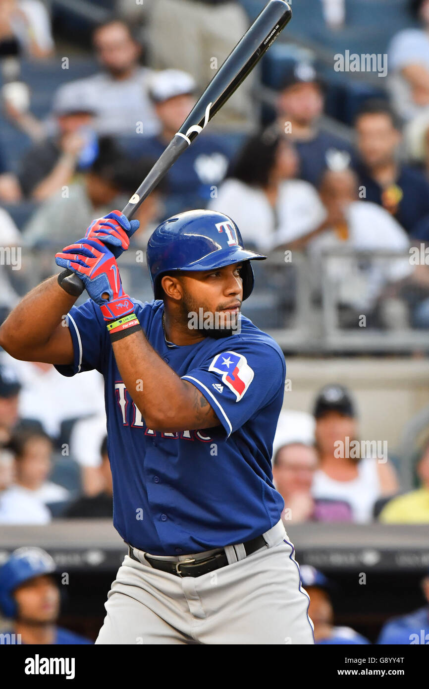 Elvis in new york hi-res stock photography and images - Alamy
