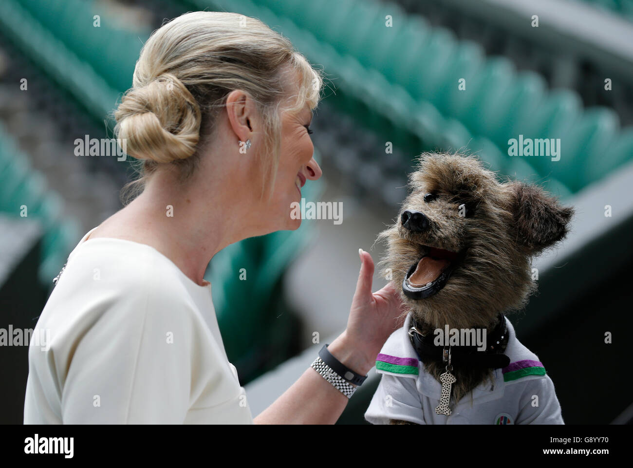 London, UK. 1st July, 2016. Carol Kirkwood & Hacker The Dog Bbc Weather ...