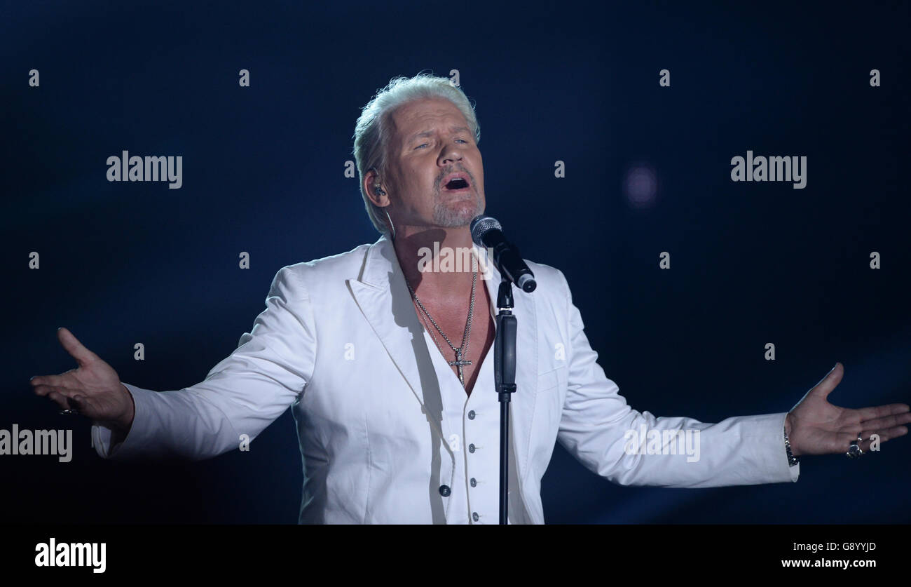Singer Johnny Logan performs during the show 'Unsere gröten Hits' (lit ...