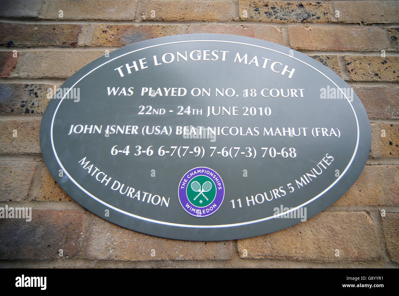 John isner nicolas mahut hi-res stock photography and images - Alamy