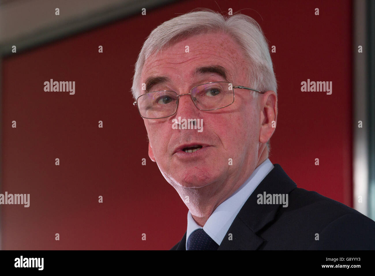 Alexander mcdonnell hi-res stock photography and images - Alamy