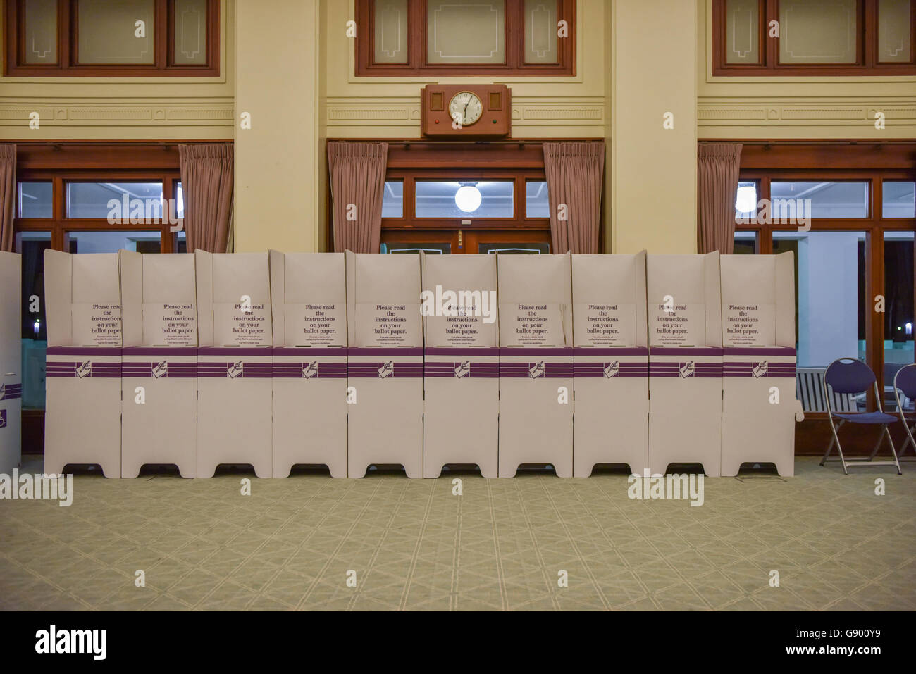 Polling booth australia hi-res stock photography and images - Alamy