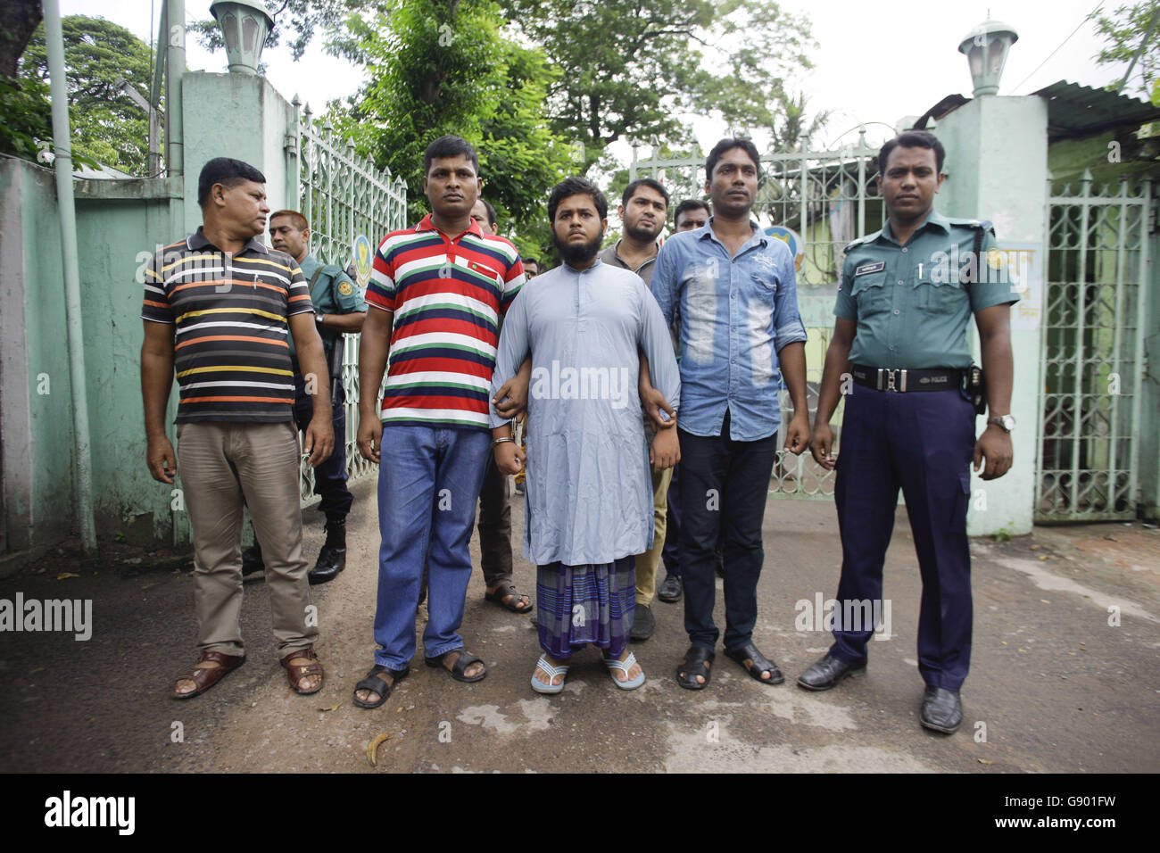 Dhaka, Bangladesh. 1st July, 2016. Members of Detective Branch of ...