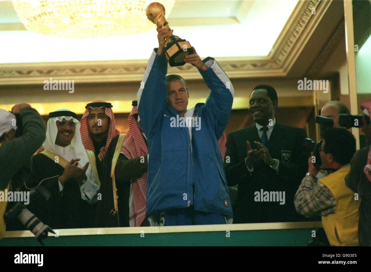 Brazil's captain Dunga lifts the FIFA Confederations Cup after Brazil ...