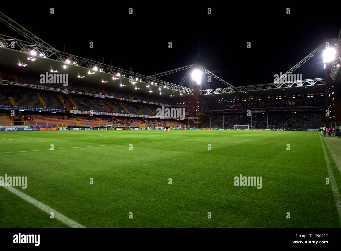 Soccer - UEFA Cup - First Round - Second Leg - Sampdoria v Vitoria ...