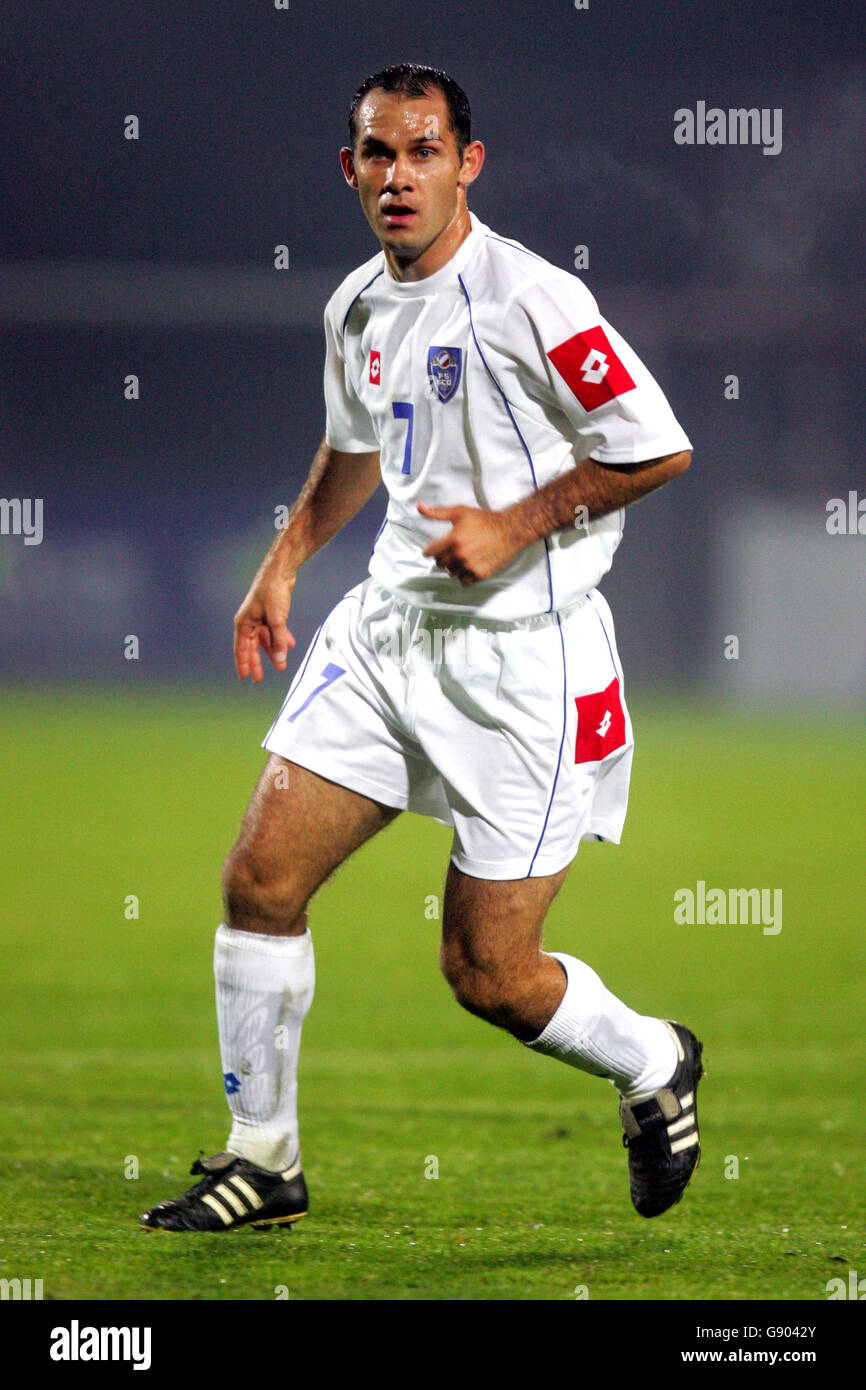 World cup 2006 qualifier hi-res stock photography and images - Alamy