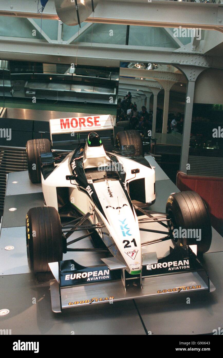 One car podium white morse european aviation ykk f1 hi-res stock ...