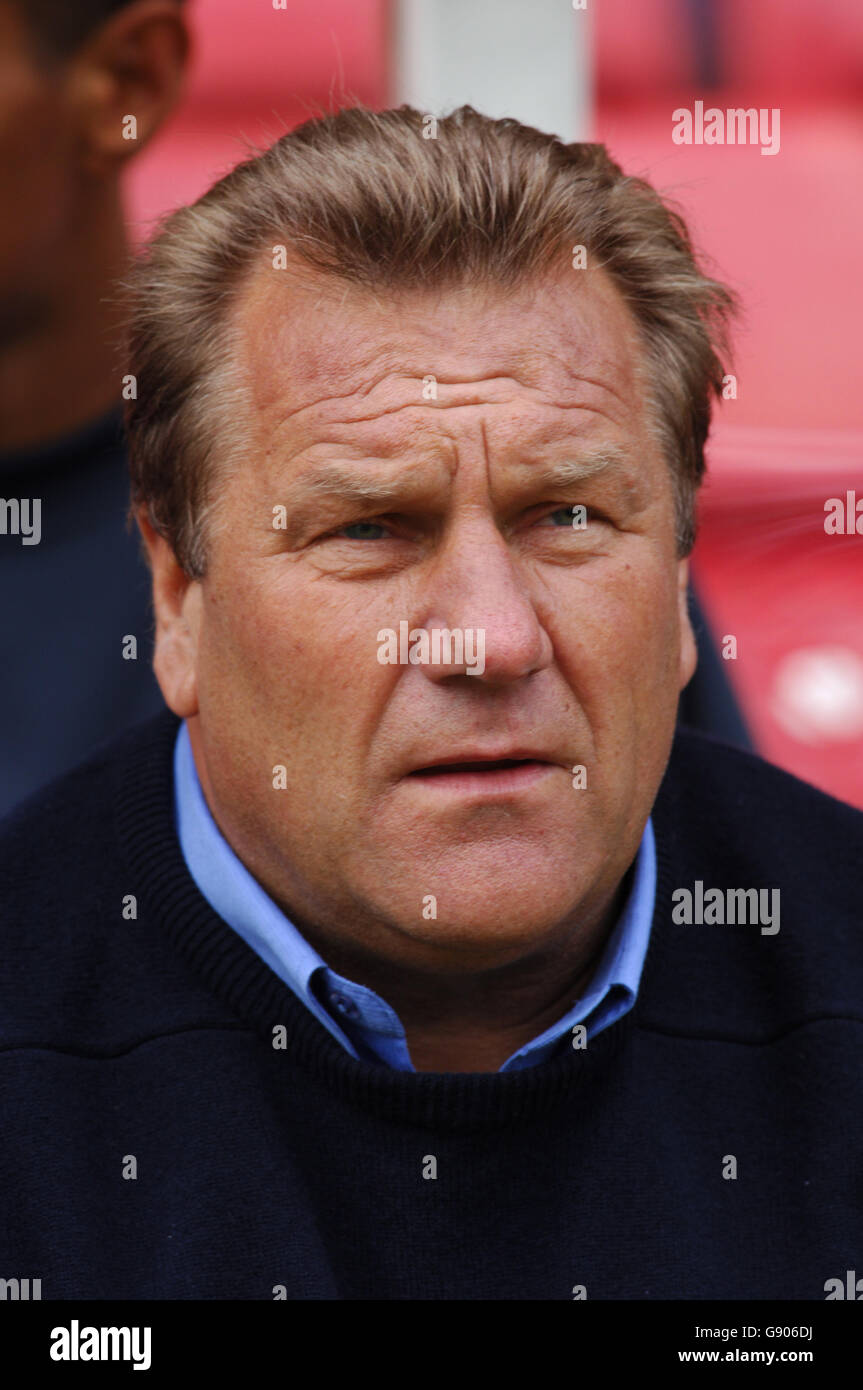 Stoke city manager johan boskamp hi-res stock photography and images ...