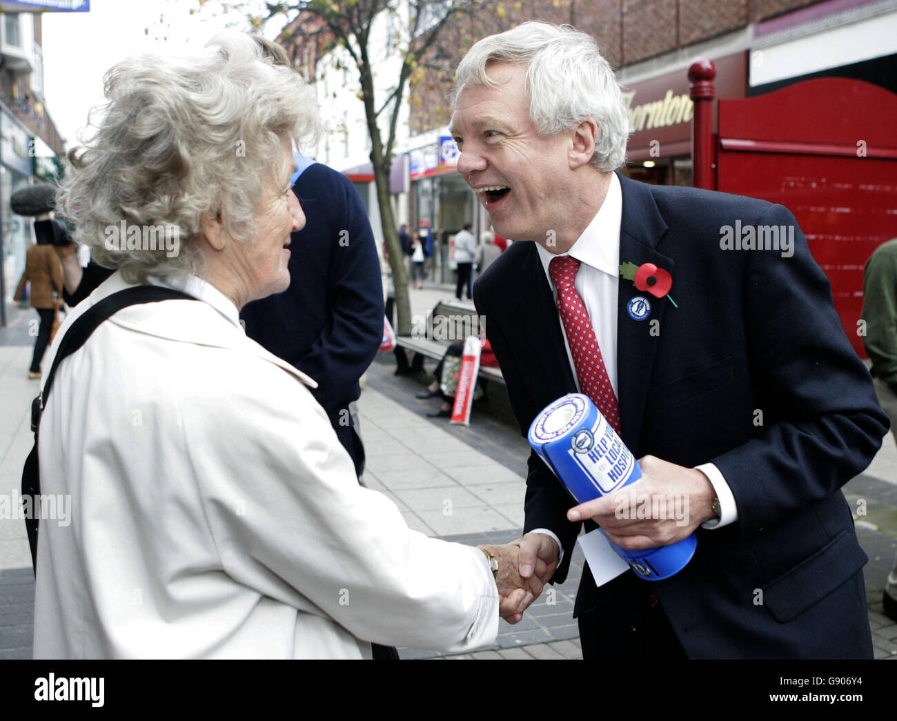 Saturday october 29 2005 hi-res stock photography and images - Alamy