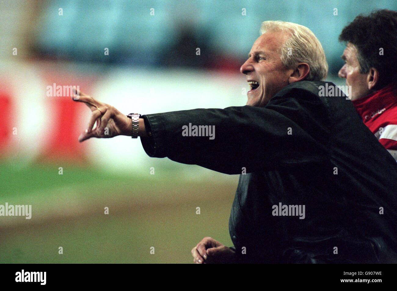 Bayern munichs coach giovanni trapattoni hi-res stock photography and ...