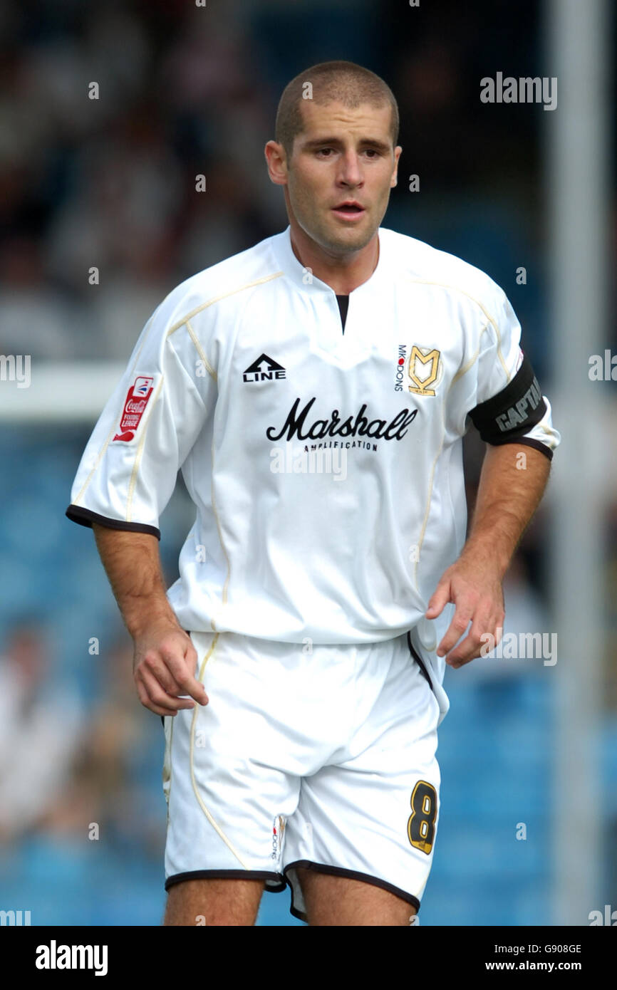 Paul mitchell football hi-res stock photography and images - Alamy