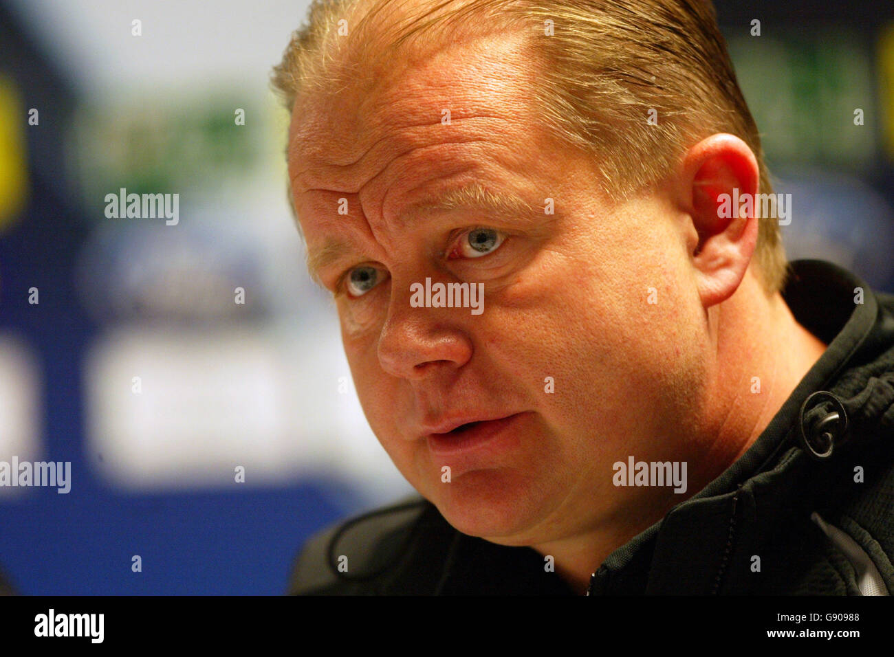 Ola rise hi-res stock photography and images - Alamy