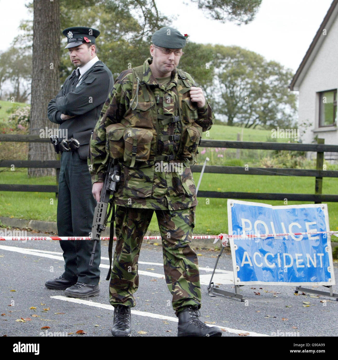See pa story ulster soldiers hi-res stock photography and images - Alamy