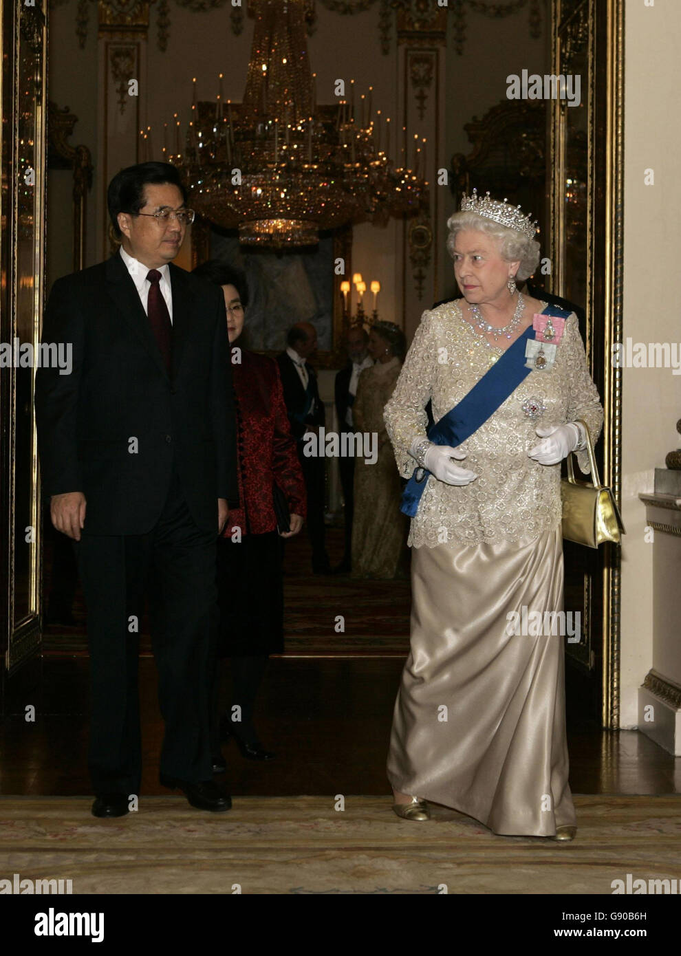 (Right to left:) Britain's Queen Elizabeth II and Chinese President Hu ...