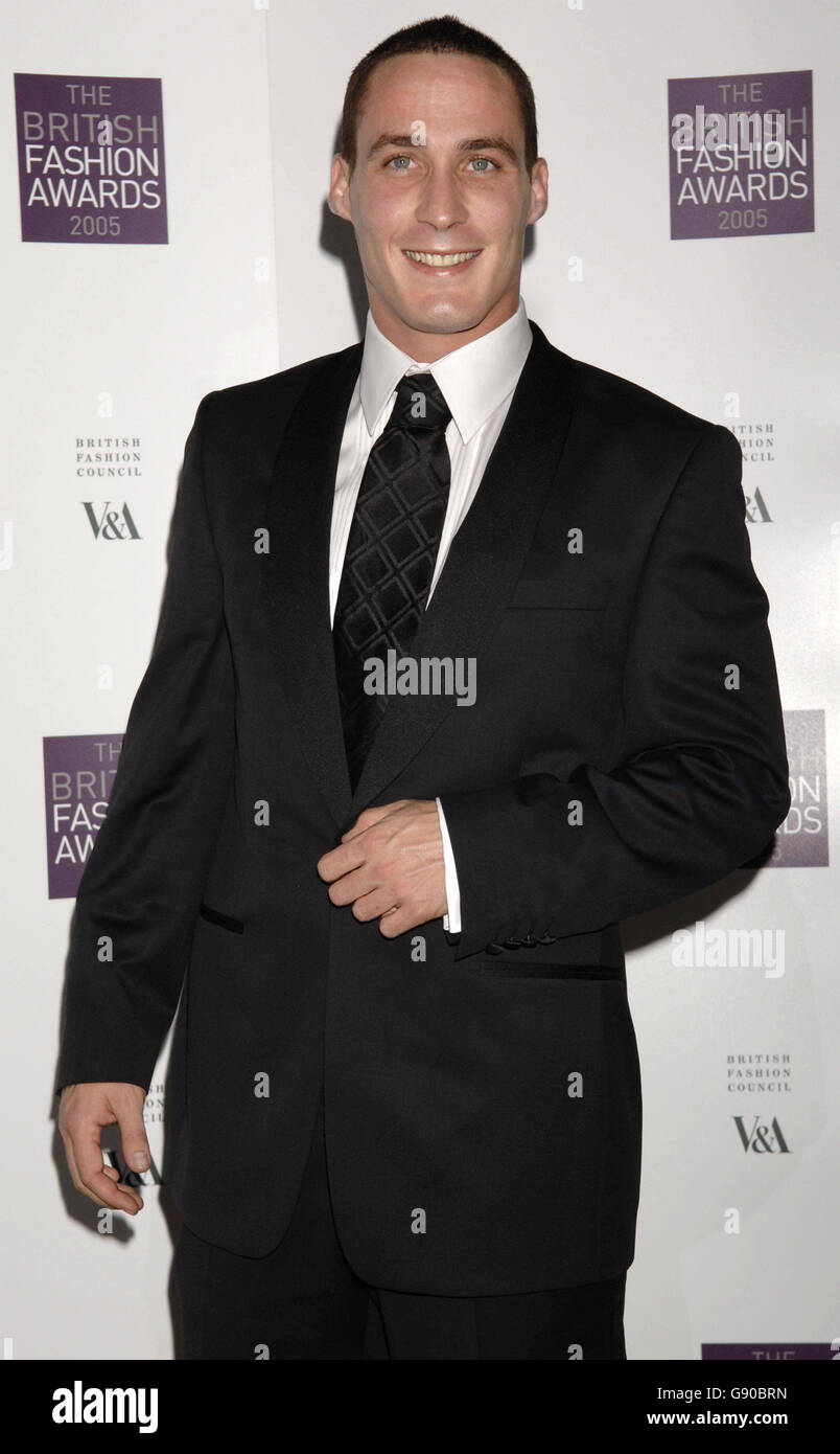 Cricketer simon jones arrives hi-res stock photography and images - Alamy