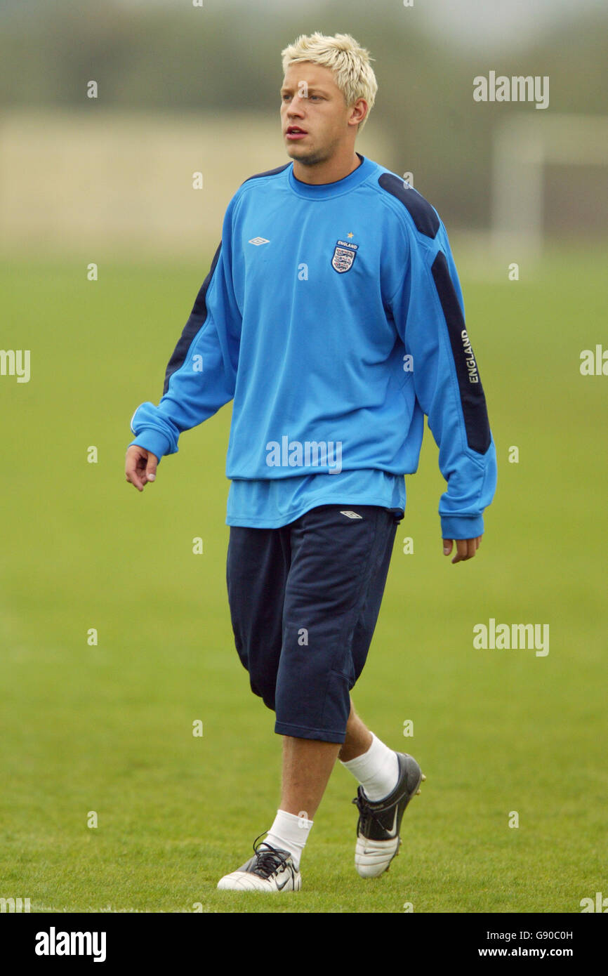 Alan smith training hi-res stock photography and images - Alamy