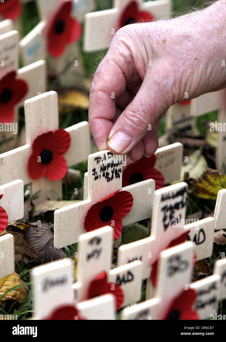 See pa story memorial remembrance hi-res stock photography and images ...