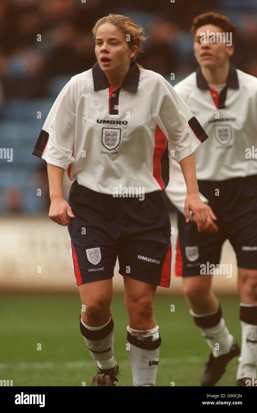 Women's Soccer - World Cup Qualifier - England v Germany. Susan Smith ...
