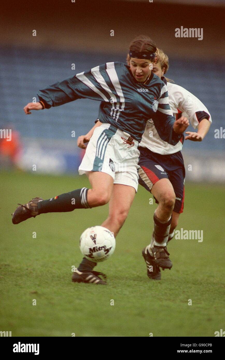 Women's Soccer - World Cup Qualifier - England v Germany. L-R; Ariane ...