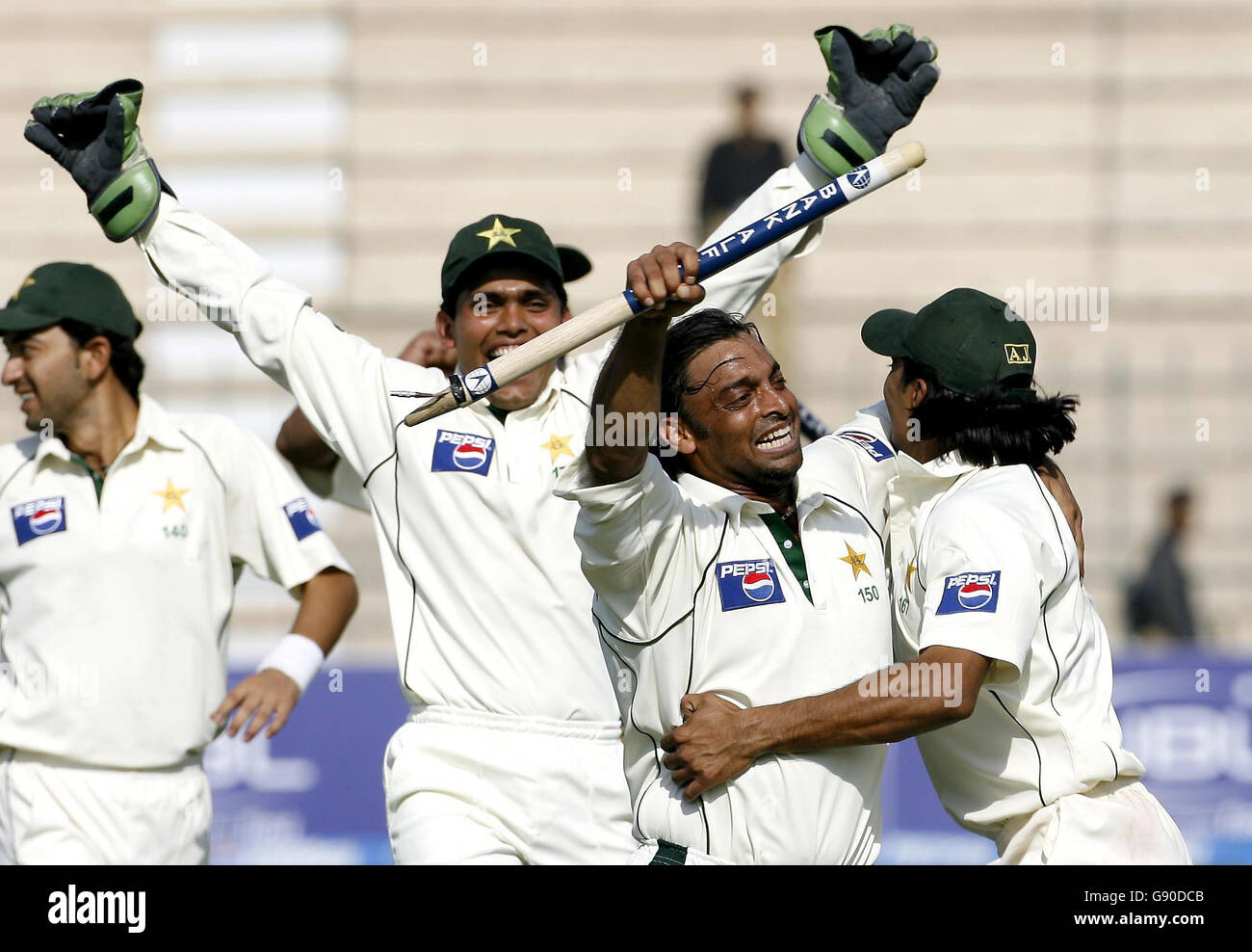 Cricket Pakistan v England Stock Photo - Alamy