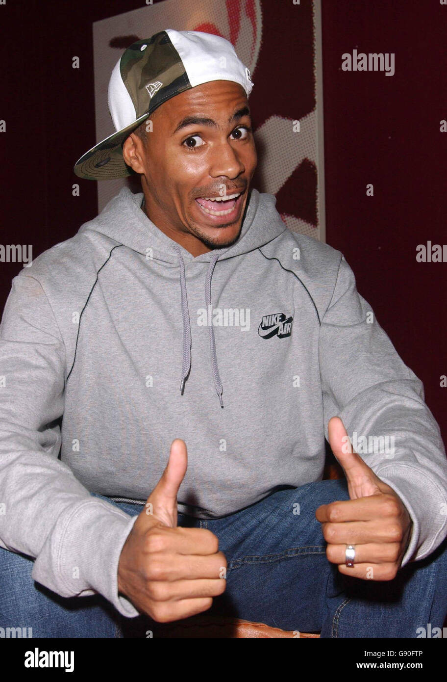 Harvey makes a guest appearance on MTV's TRL (Total Request Live) show ...