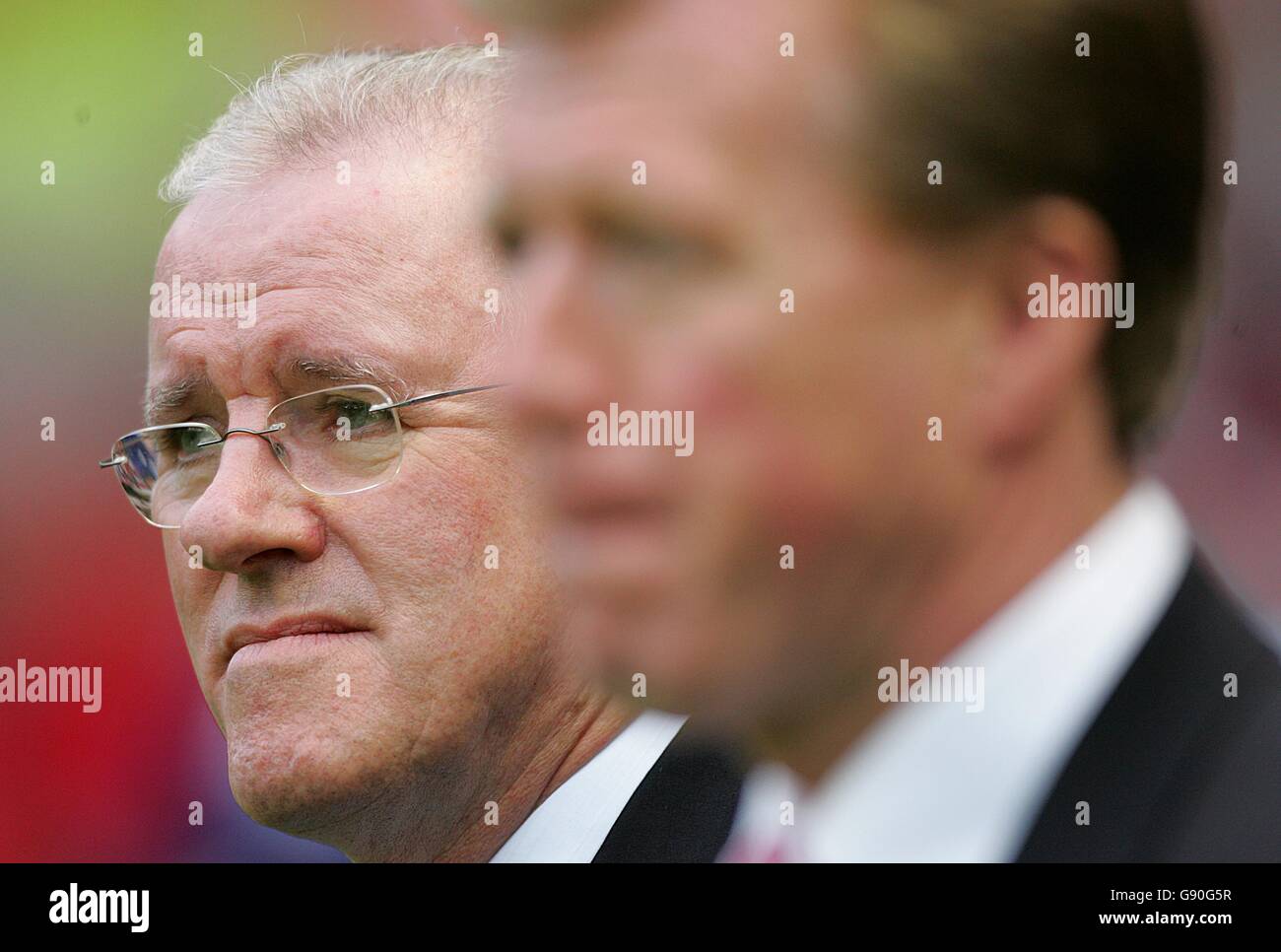 Middlesbrough's Bill Beswick, Sports Psychologist (l) with manager ...