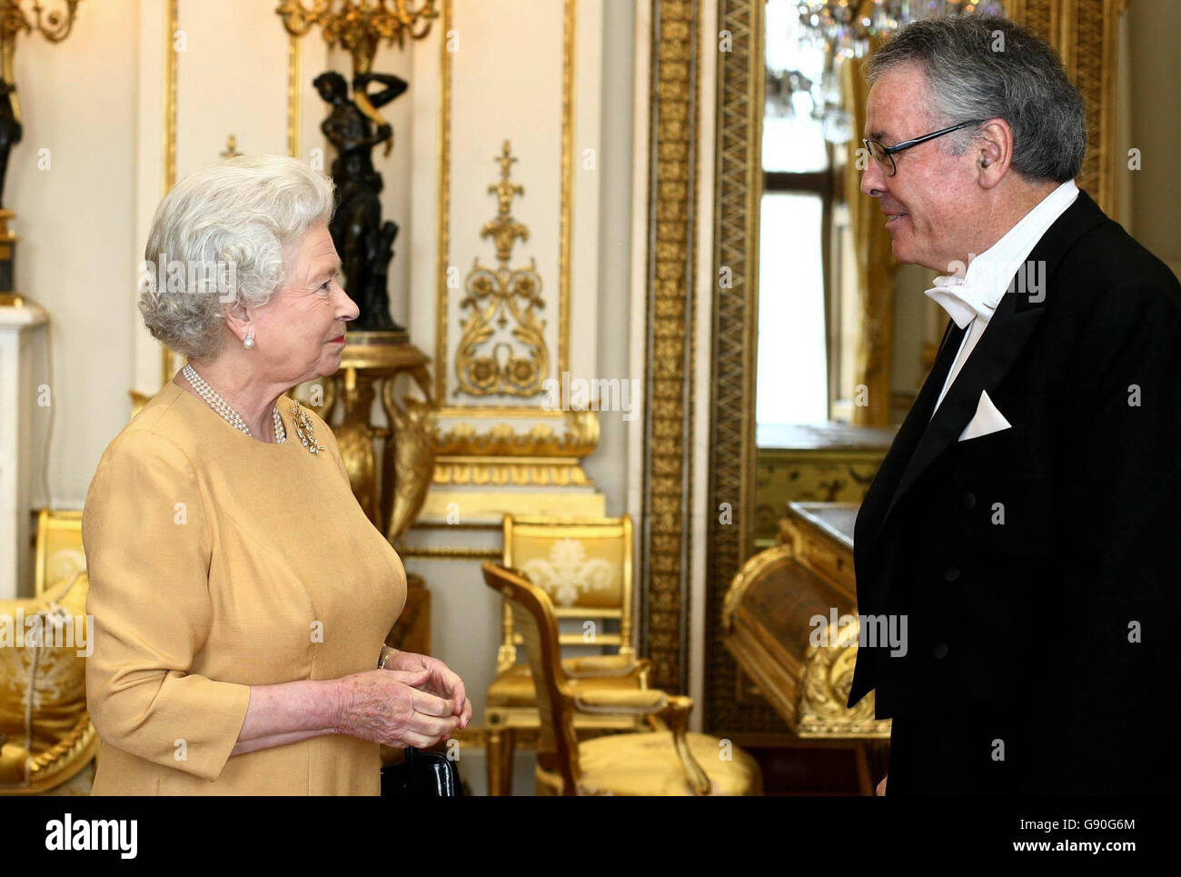 Mr tuttle hi-res stock photography and images - Alamy