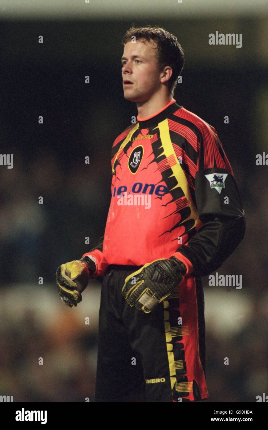 Soccer - FA Carling Premiership - Everton v Chelsea. Thomas Myhre ...