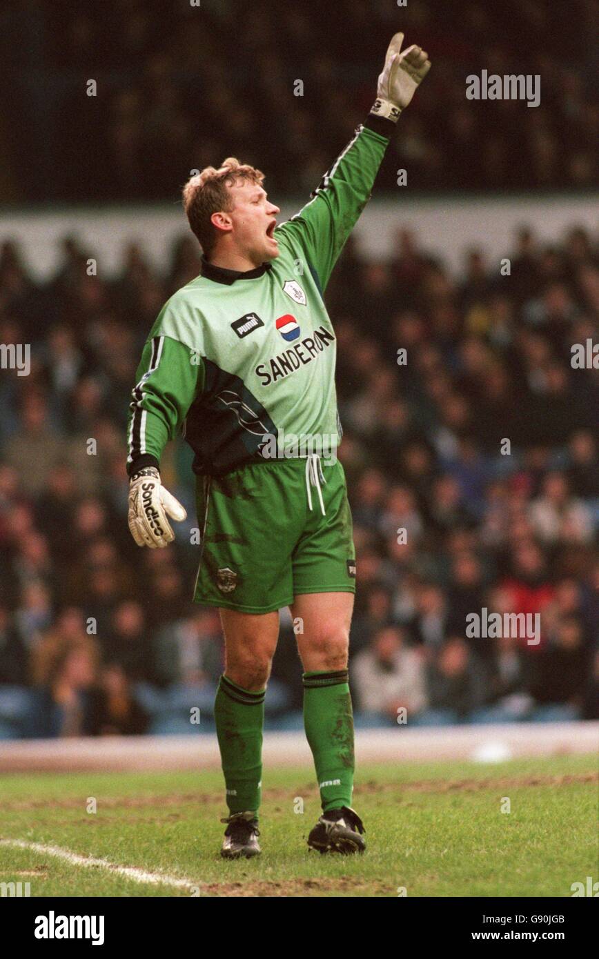 Sheffield wednesdays kevin pressman hi-res stock photography and images ...