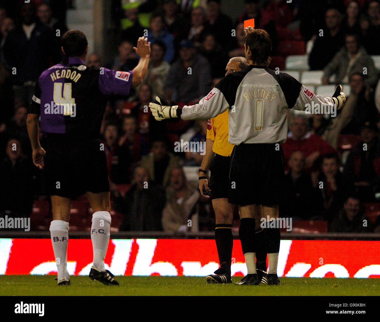 Soccer - Carling Cup - Third Round - Manchester United v Barnet - Old ...