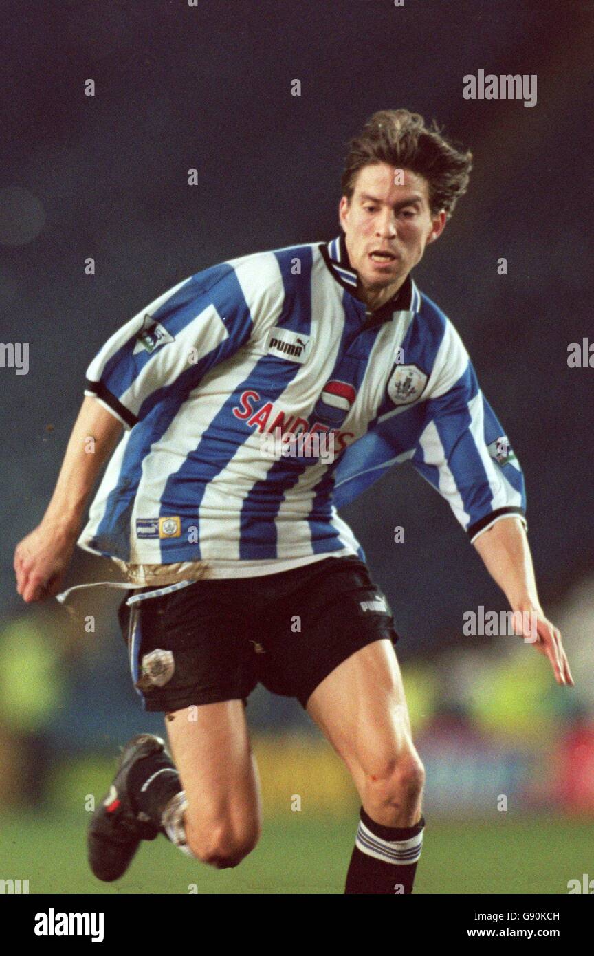 Soccer - Littlewoods FA Cup Fourth Round - Sheffield Wednesday v ...