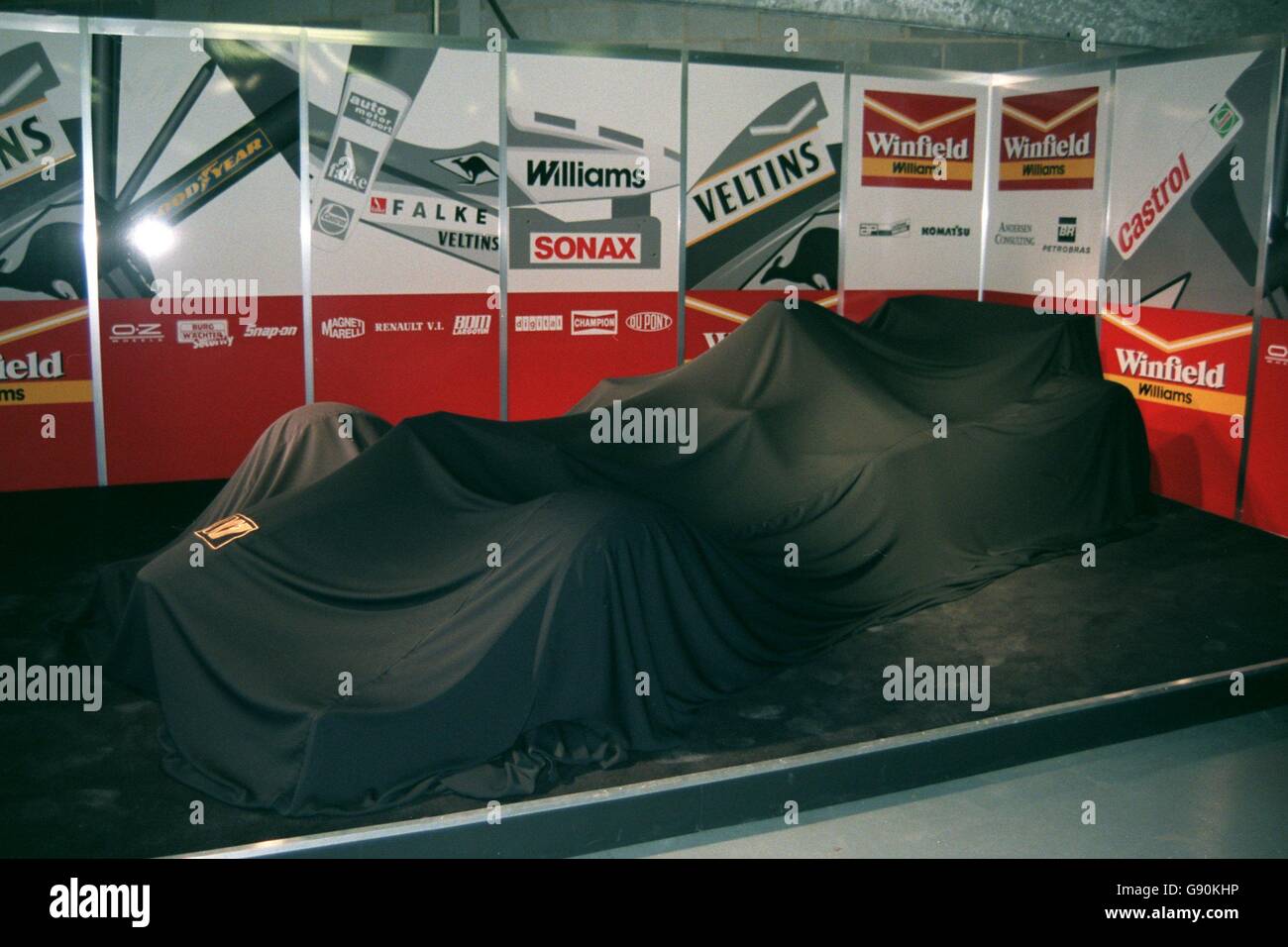 Formula one motor racing williams launch silverstone hi-res stock ...