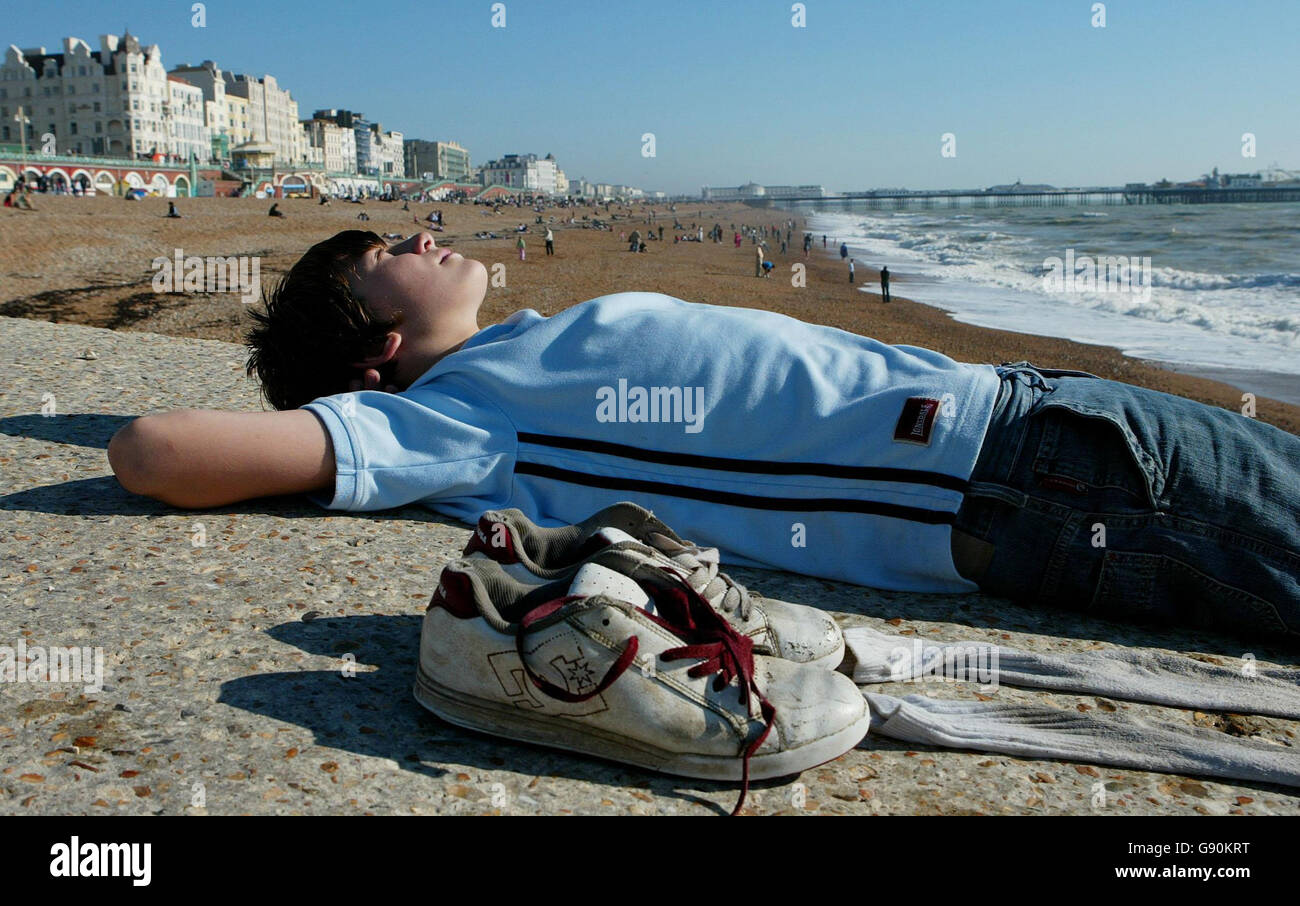 Weathercentre hi-res stock photography and images - Alamy