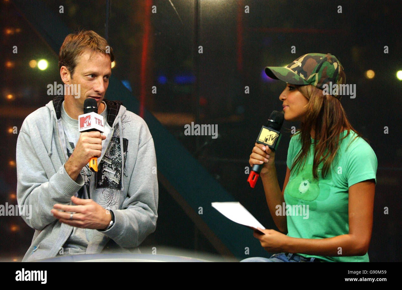 Tony Hawk makes a guest appearance on MTV's TRL (Total Request Live ...