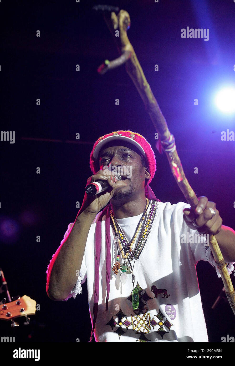Anthony Walker's Uncle Shiloh performs with his reggae band Jaheeanko ...