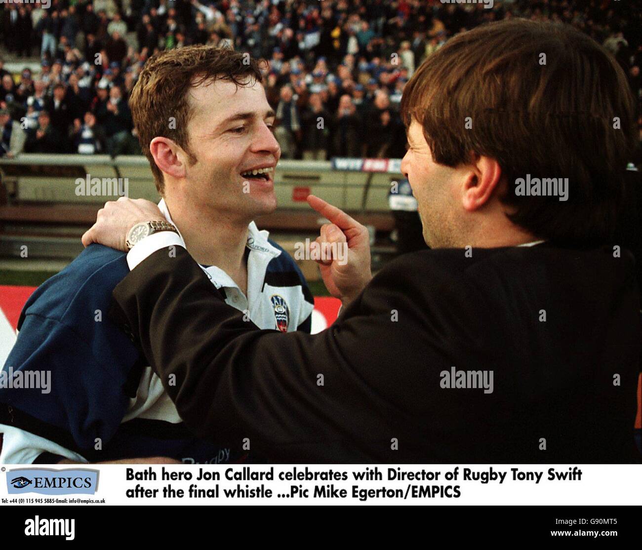 Bath hero Jon Callard celebrates with Director of Rugby Tony Swift ...