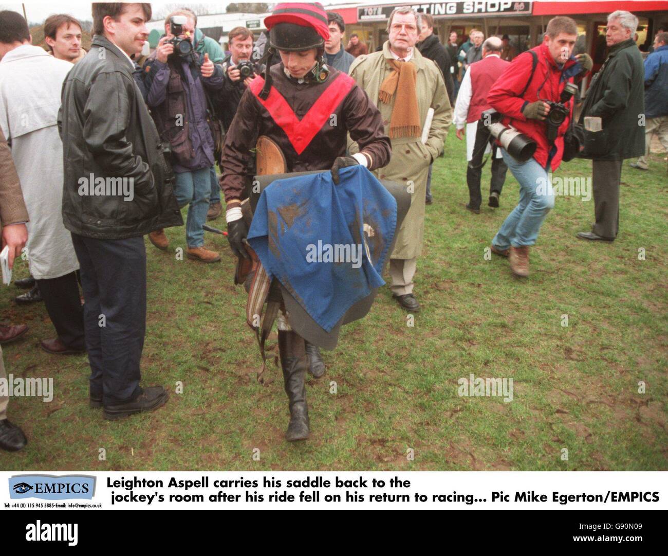 Horse Racing - Towcester Races Stock Photo - Alamy