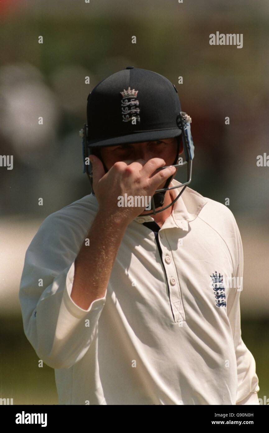 Queens park cricket pavilion hi-res stock photography and images - Alamy