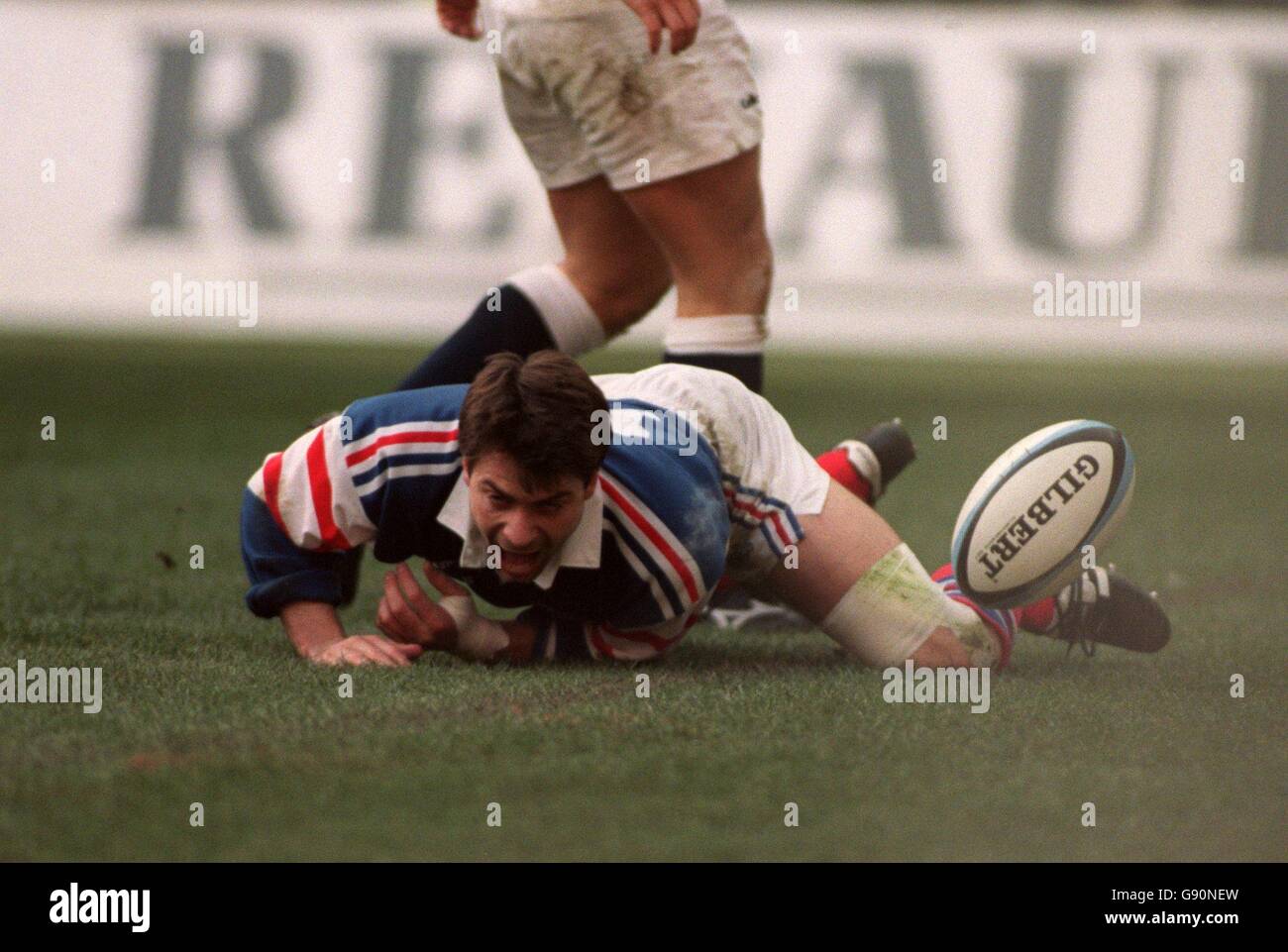 Rugby Union - Five Nations Championship - France v England. Christophe ...