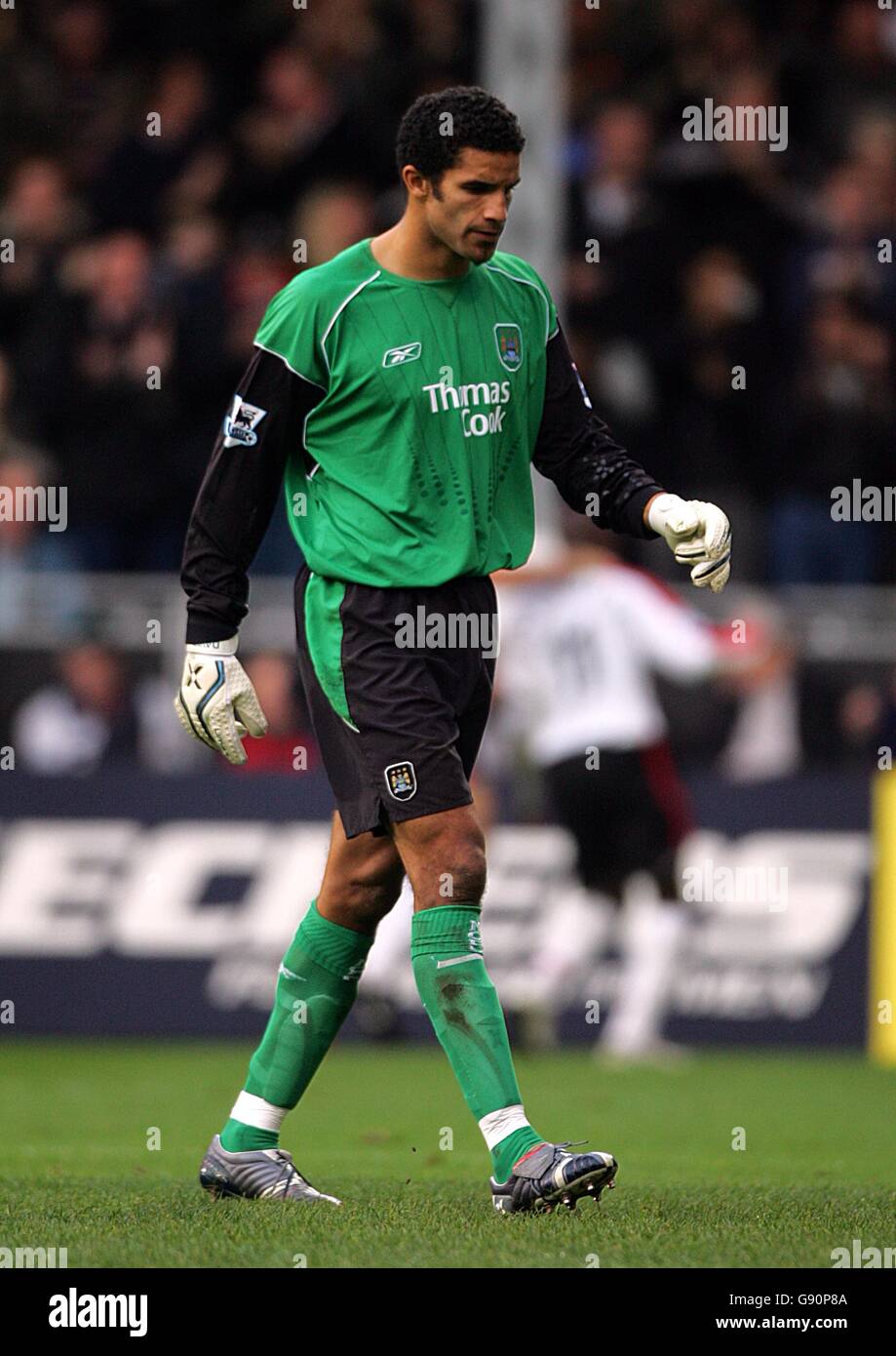Manchester City goalkeeper David James stands dejected Stock Photo - Alamy